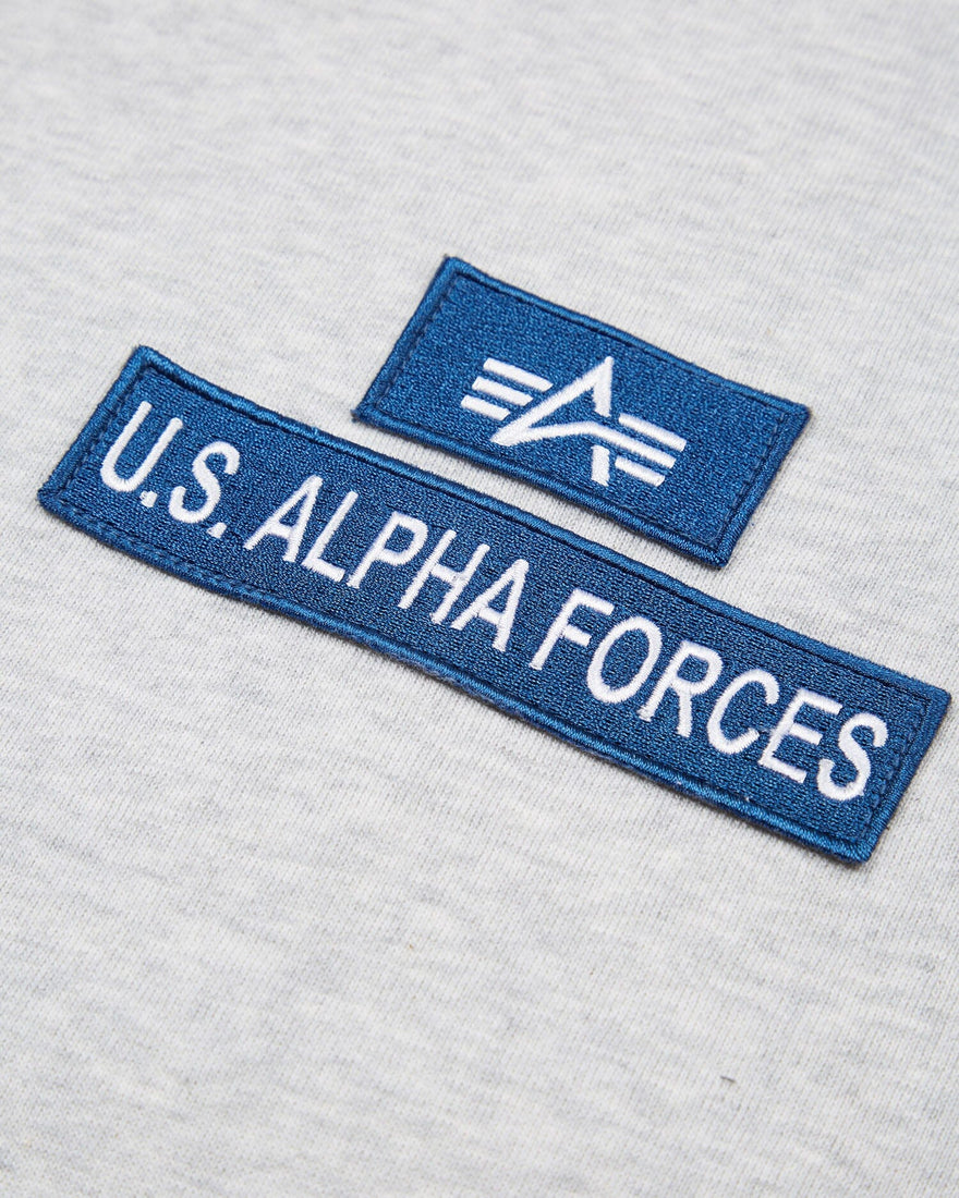 ALPHA BADGE HOODIE | Alpha Industries