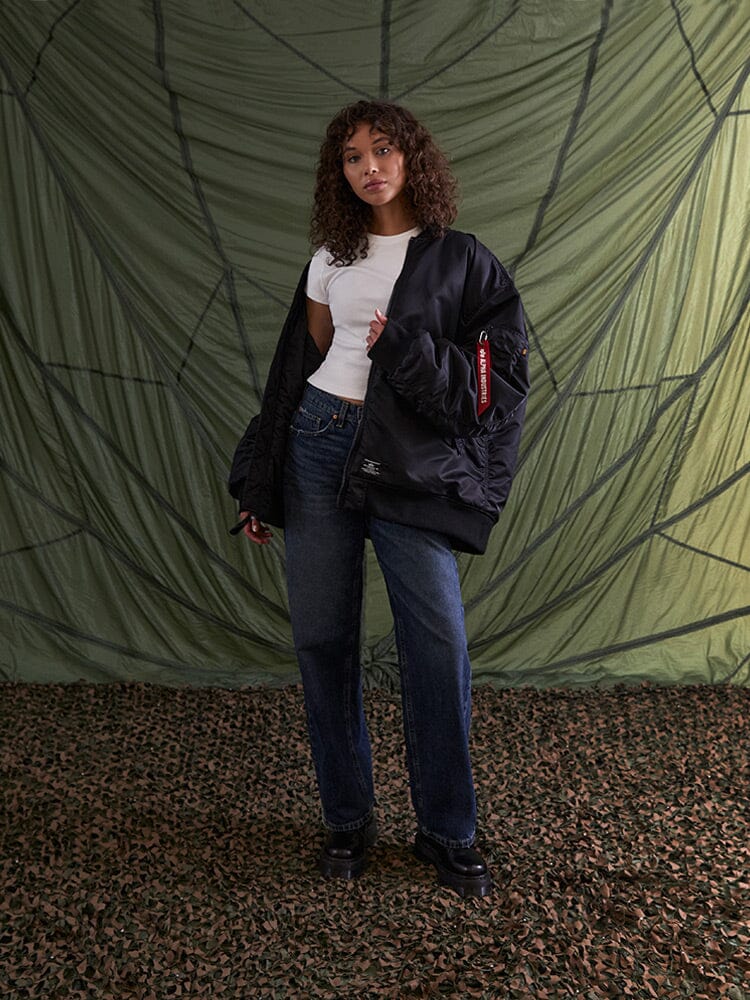 OVERSIZED MA-1 MOD BOMBER JACKET W | Alpha Industries